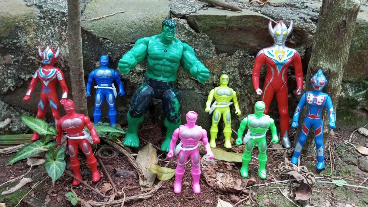 Banyak Mainan Power Ranger, Ultraman dan Hulk. - YouTube