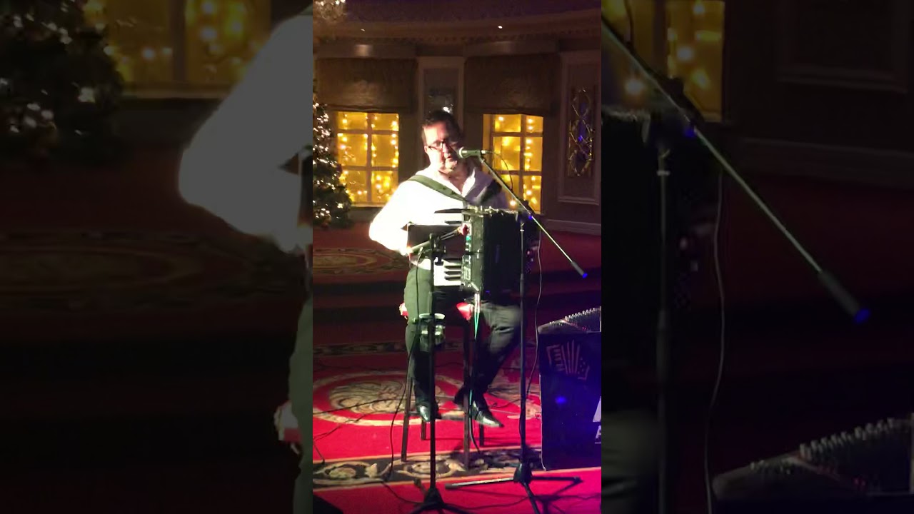 Waltz Medley, Adrian Ryan - YouTube
