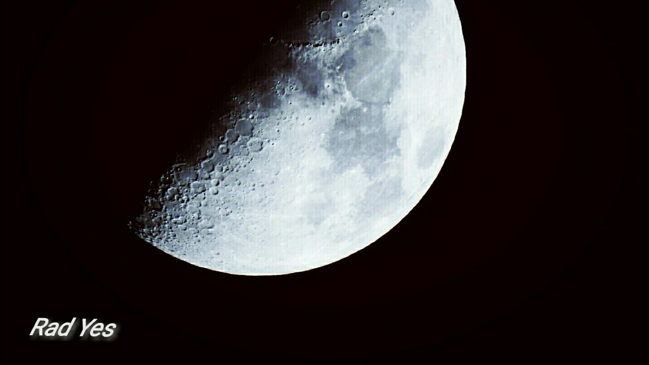 WTF ! TWO OBJECTS PASSING MOON IN FORMATION ?? PART 2 - YouTube