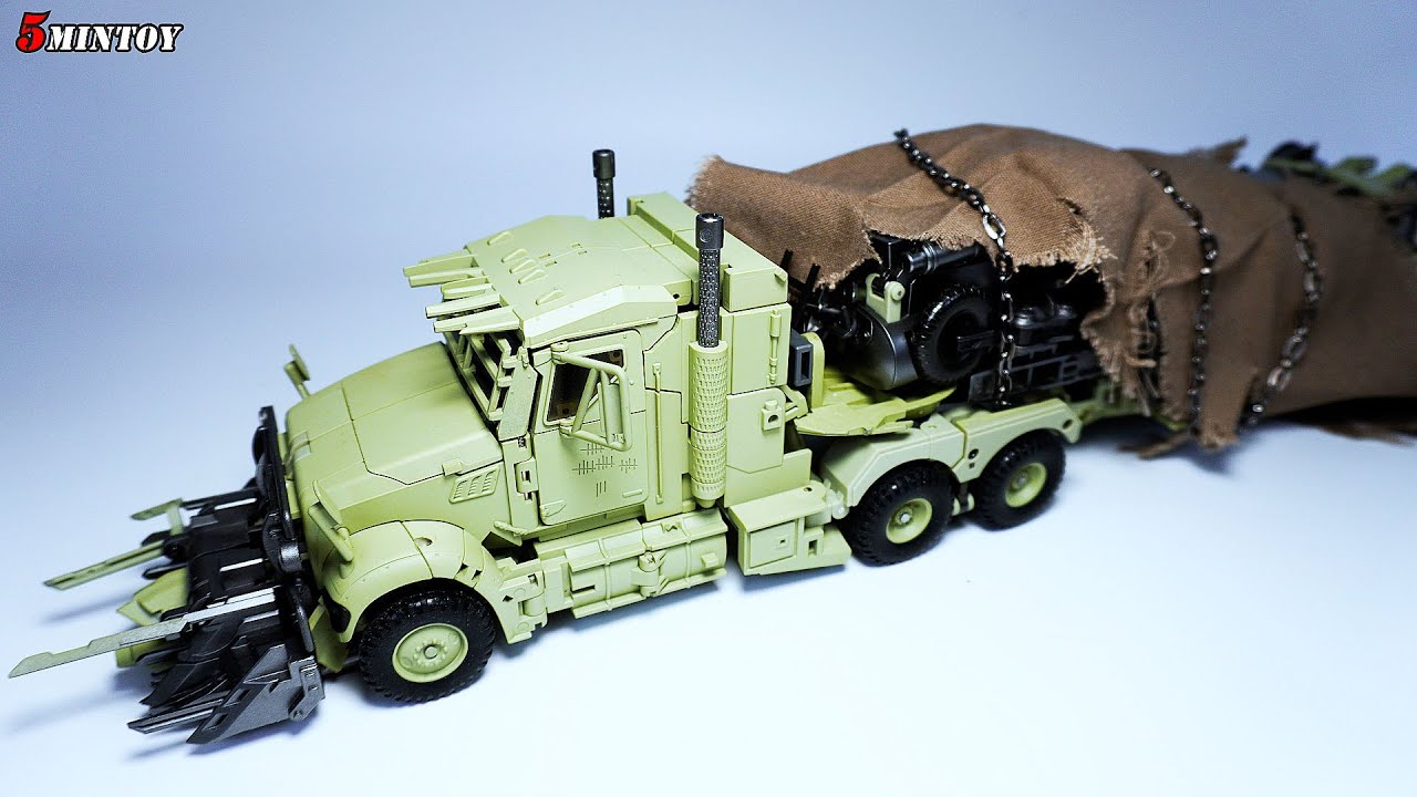 TANKER MEGATRON! Oil Tank Truck Megaton UT with budget painting ...