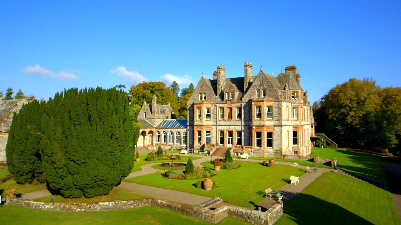 Aerial Footage of Castle Leslie Estate - YouTube