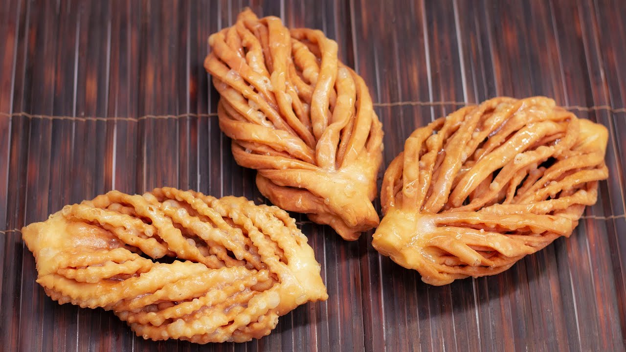 অল্প উপকরণে মচমচে পাতা পিঠা যা ১০-১৫ দিন মচমচে থাকবে || Crispy Pata ...