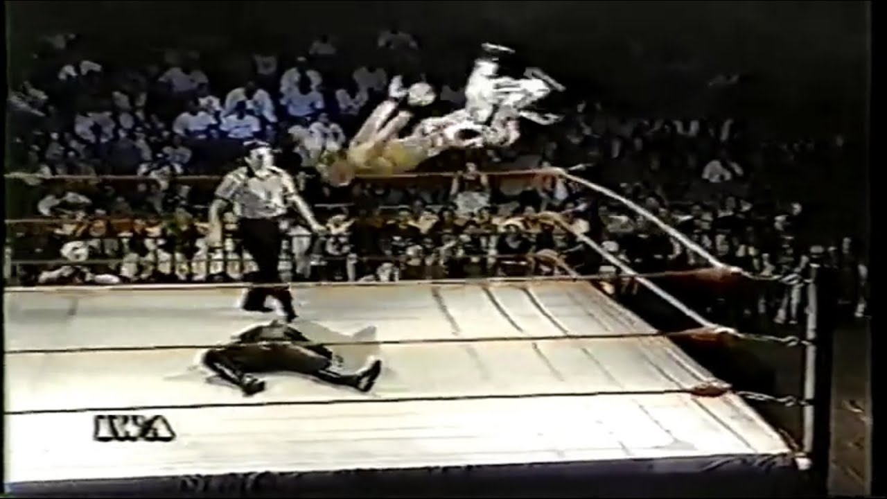 Jeff Hardy - Springboard Swanton Bomb & Lionsault - YouTube