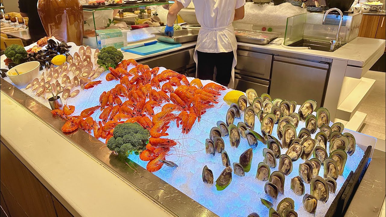 Lemon Garden / Shangri-La Buffet KL - YouTube