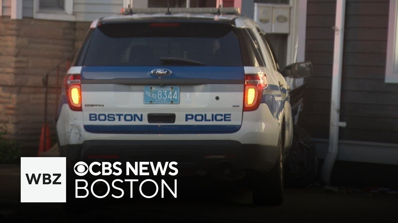 Boston police cruiser crashes into storefront - YouTube