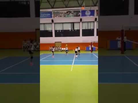 Voleybol Maçimdan Kisa Kesit
