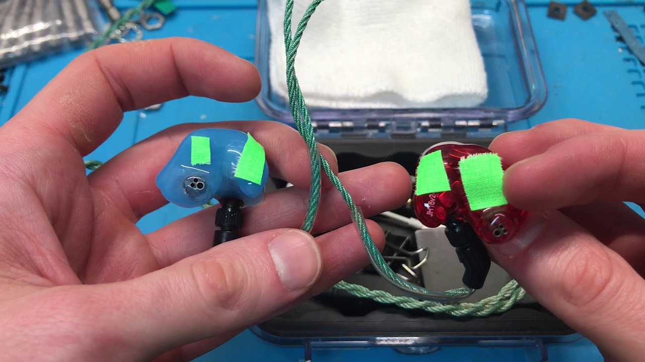 What's in my IEM case - YouTube