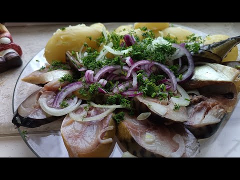Hisə verilmiş Skumbriya balıgı və soyutma kartof