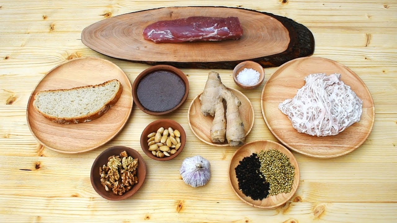 Pork Tenderloin with Garlic Sauce - Renaissance Recipe - YouTube