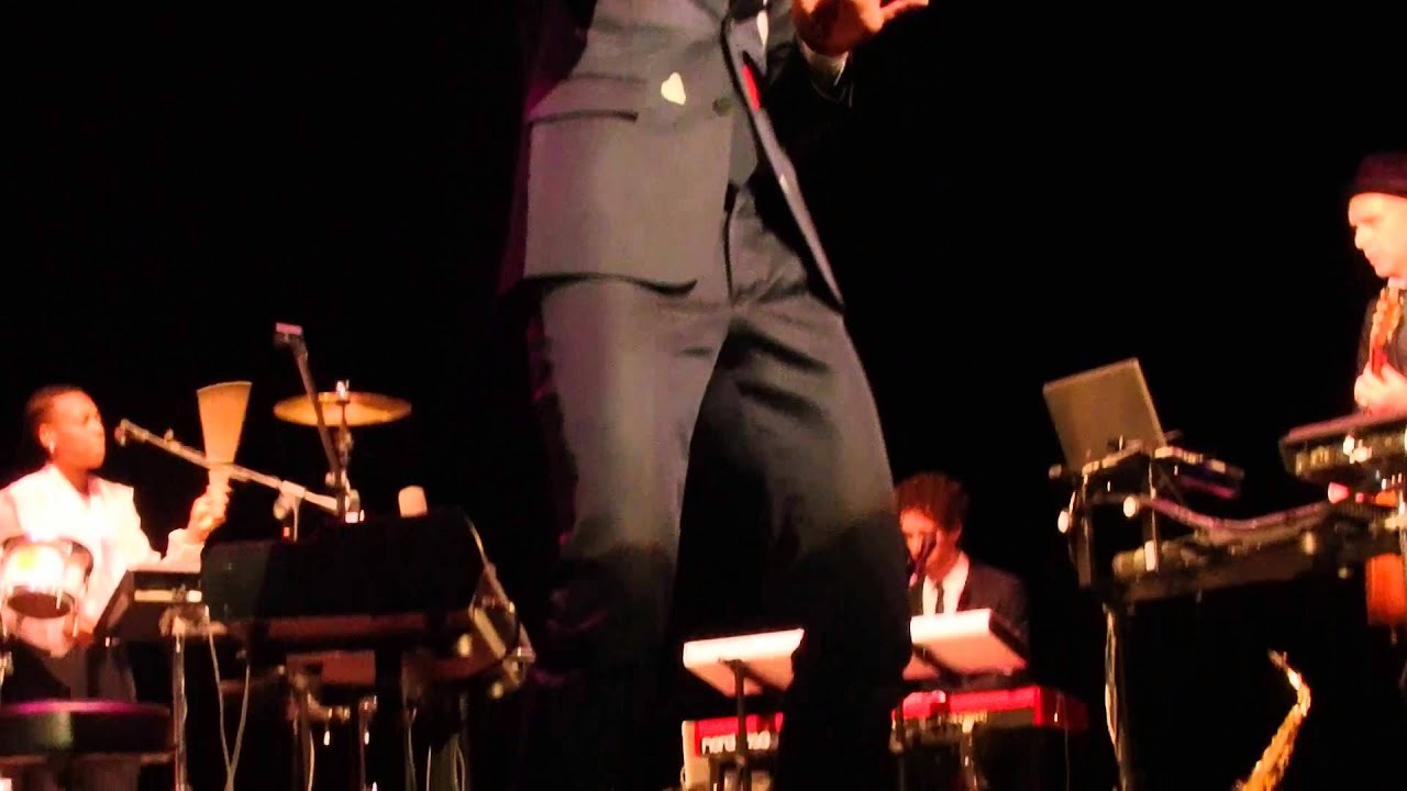 [직캠] MIKA 'Boum Boum Boum' - YouTube