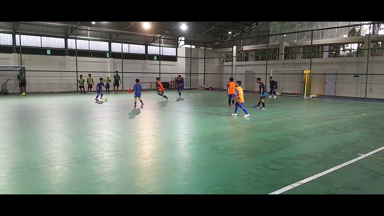 LATIHAN FUTSAL PKT FC - YouTube