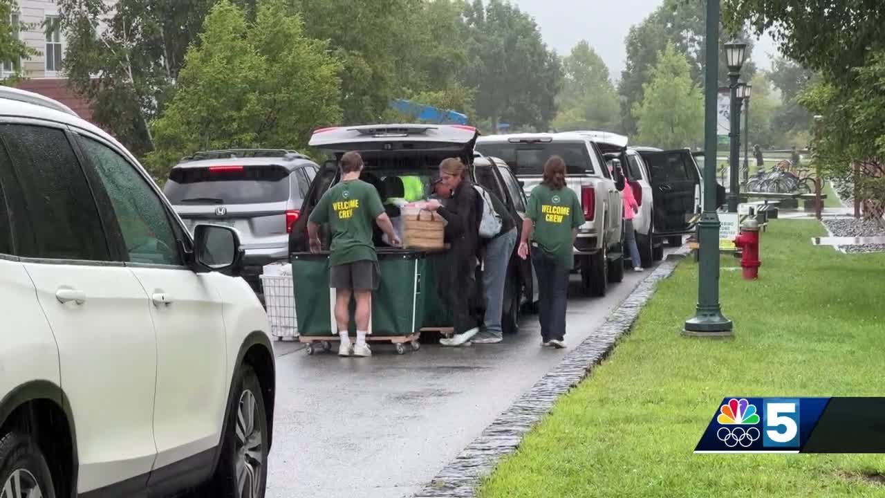 6,000 students begin to move in to UVM's campus, hundreds of volunteers ...