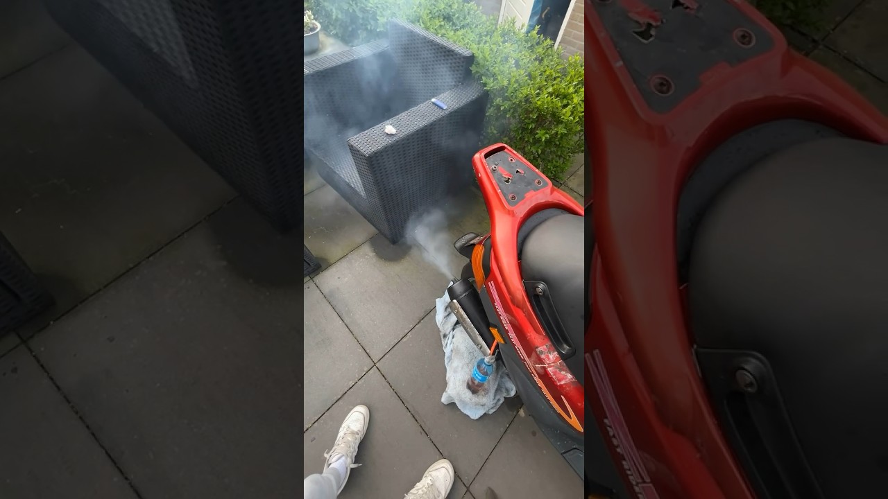 Piaggio zip type 3 Fastrider - YouTube