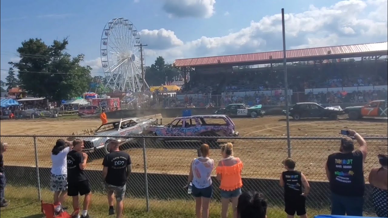 Brett and poppy dempsey demo derby 2023 - YouTube