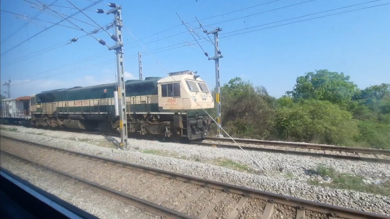 Ultimate🔥🔥GOC WDP4D loco hauling BOBYN goods train crossing - YouTube