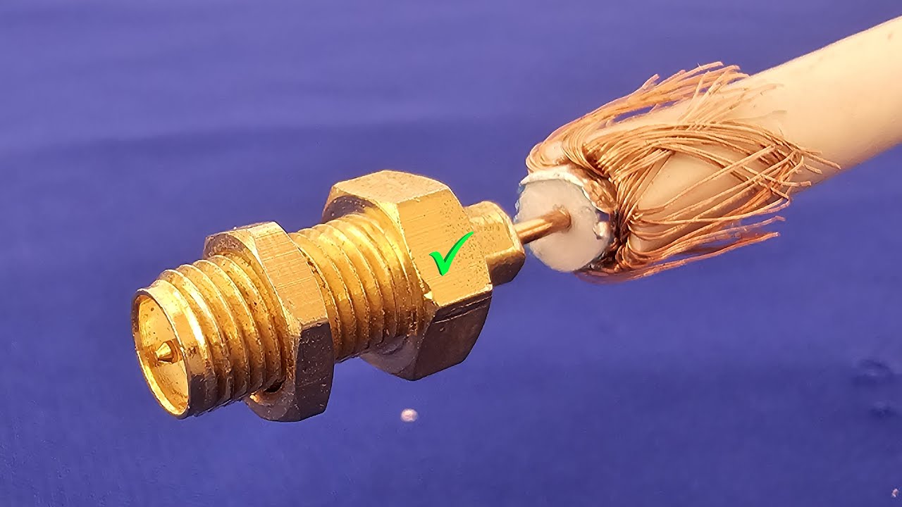 how to make an antenna wifi 10 km - YouTube