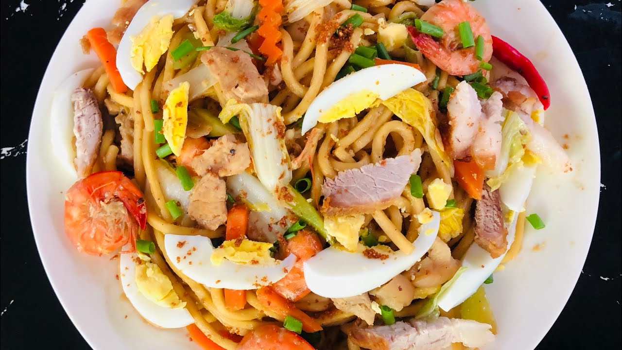 Pancit chami tamis anghang - YouTube