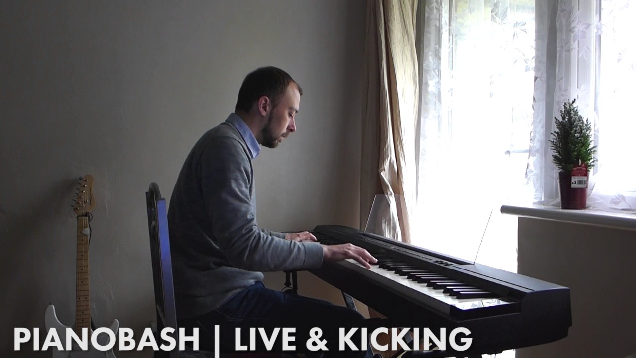 Live & Kicking TV Theme | Pianobash - YouTube