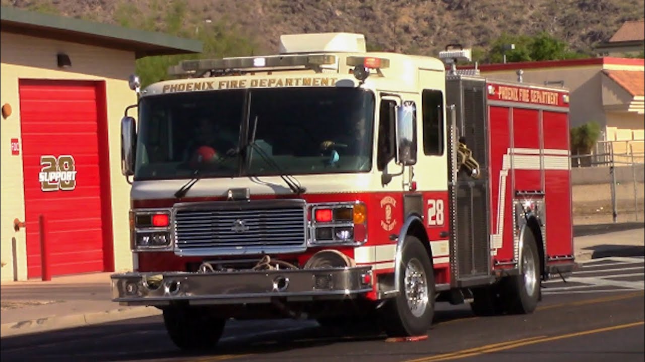 Phoenix Fire Dept. Engine 28 responding - YouTube