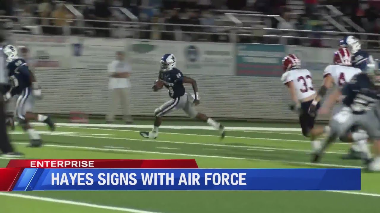 Hayes signs with Air Force - YouTube