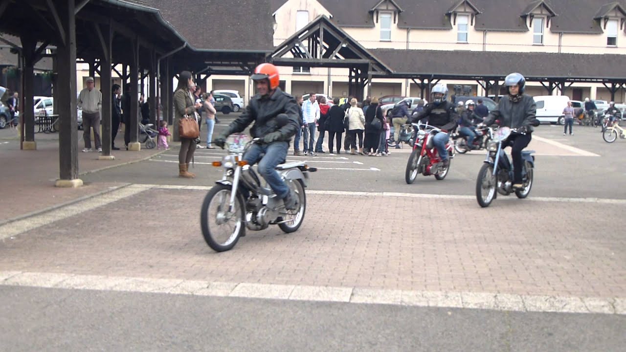rallye vieilles mobylettes - YouTube