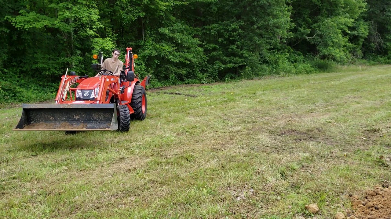 Kioti CK3510SE HST running some loads. - YouTube