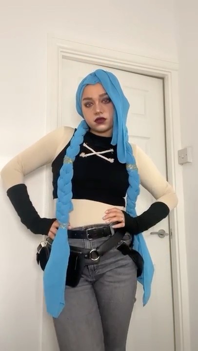 Trying Jinx’s hairstyle with my hijab #jinx #cosplayer #hijabtutorial # ...