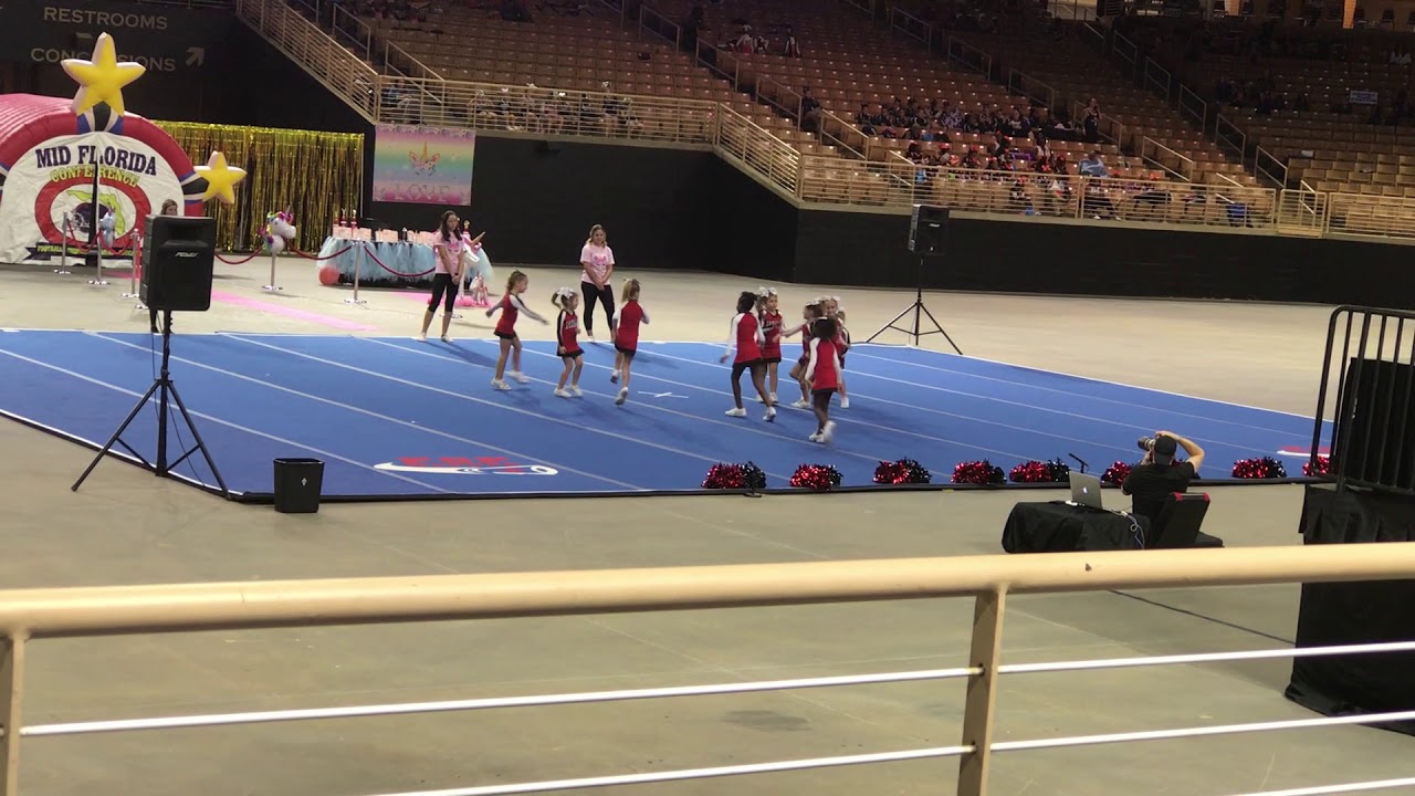 Lake Mary Pop Warner - 2018 Tiny Mite cheer - YouTube