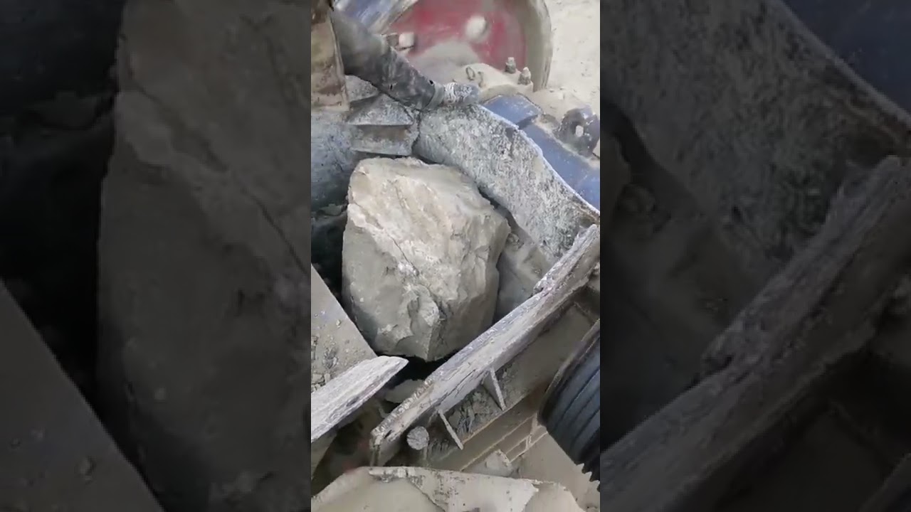 How to deal with jaw crusher stuck stone - YouTube