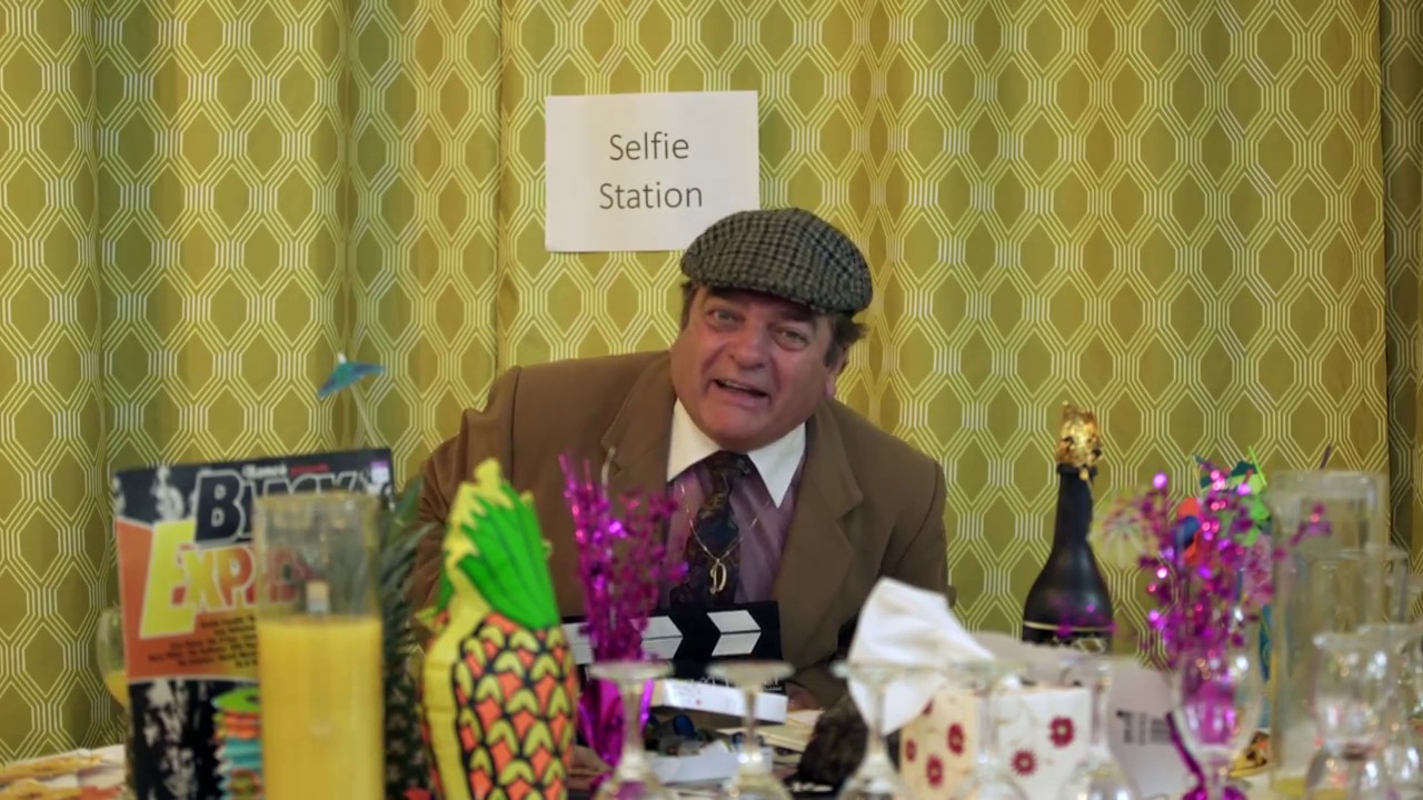 Del Boy At Peckham Hotel - YouTube