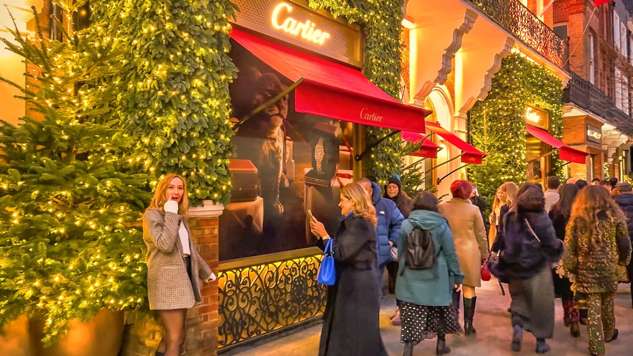 London Christmas Lights 2025 Chelsea Christmas Lights Switch-on Walk ...
