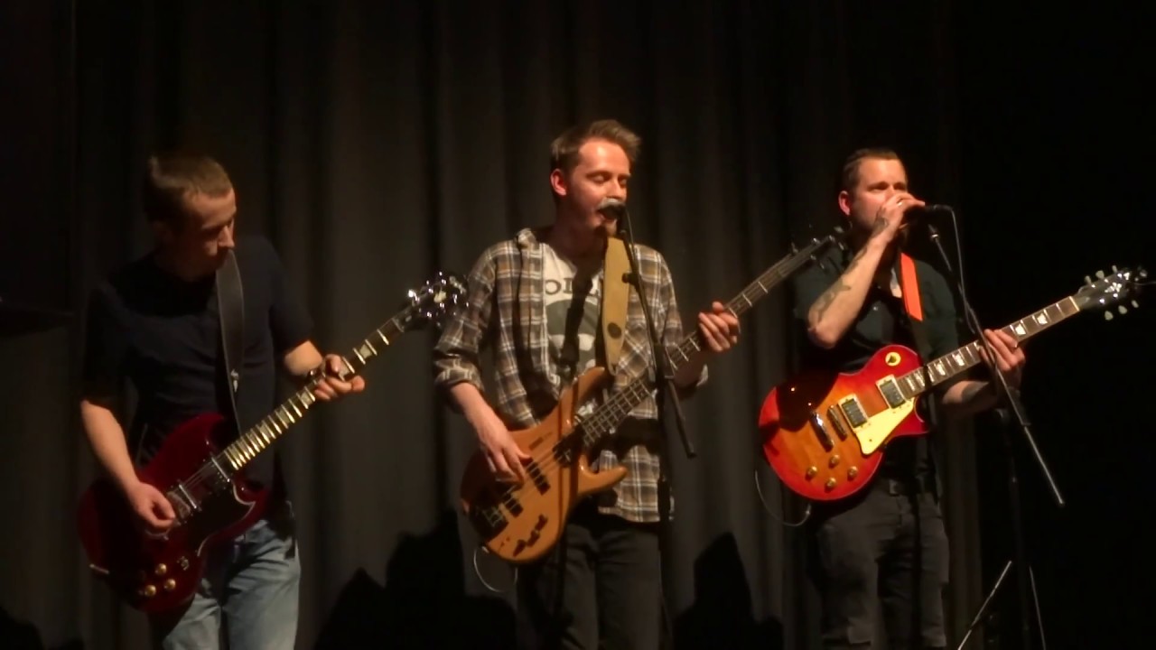 Motus Illusion "Where Is My Mind" live @ The Guildhall Gloucester UK ...