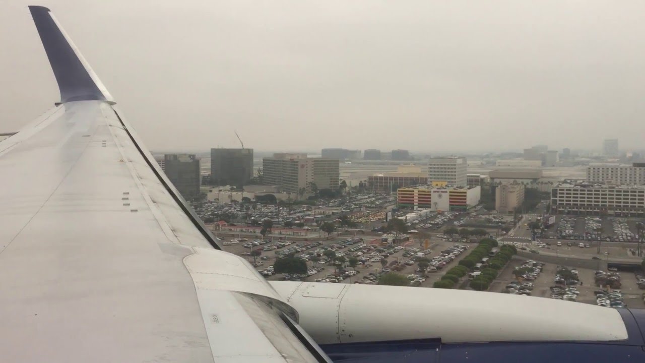 Delta Boeing 767-300ER (Winglets) Landing and Taxi to the Gate at Los ...