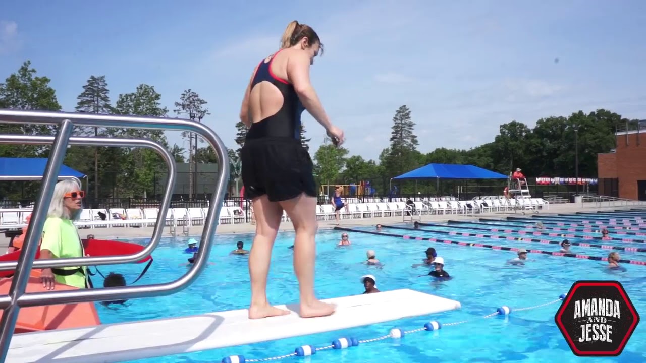 Amanda faces her fear of diving boards! - YouTube