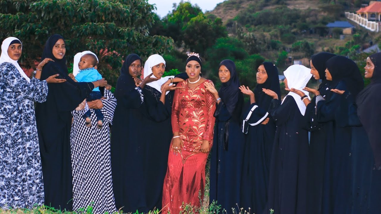 ABSHIRO'S BRIDAL SHOWER - YouTube