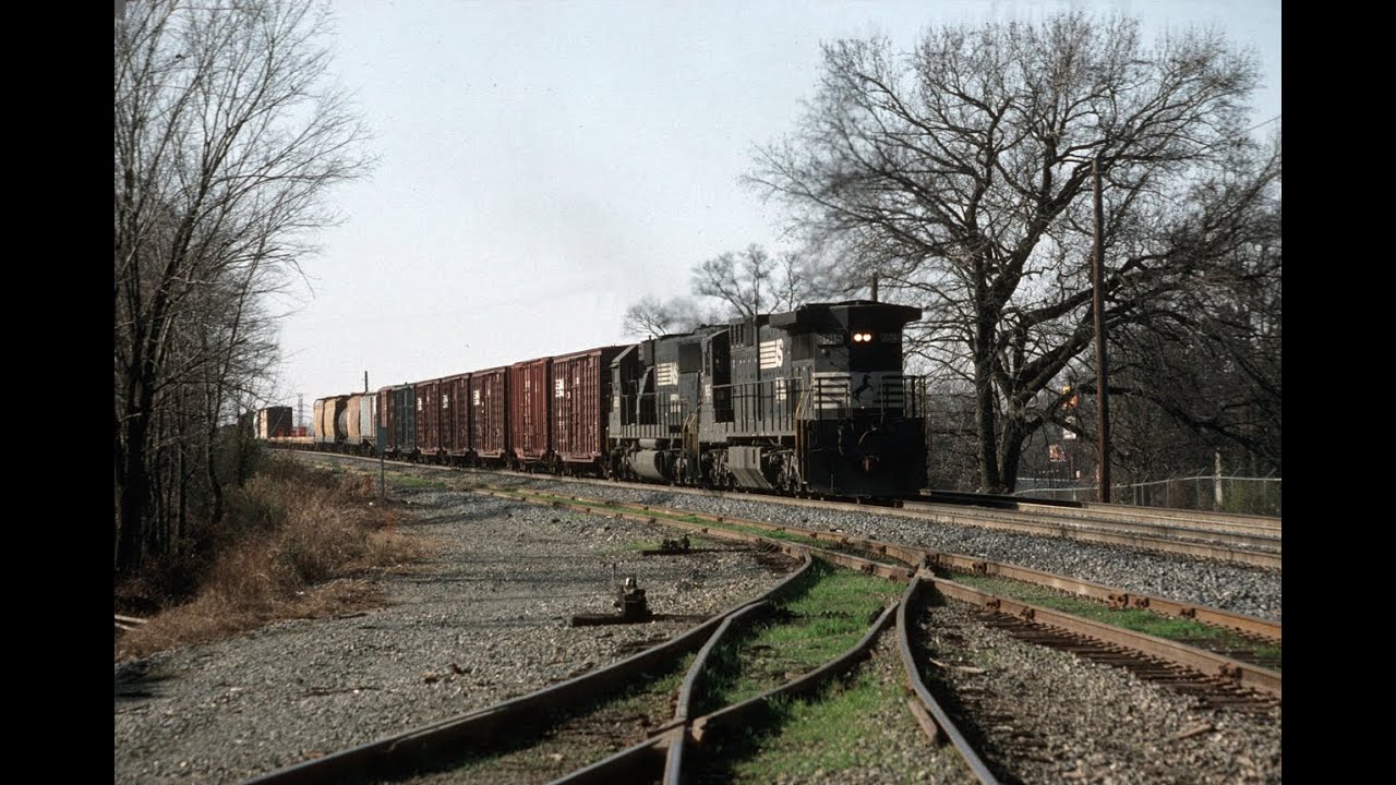 NORFOLK SOUTHERN and AMTRAK TRAINS around CHARLOTTE, NC JAN-FEB 1993 ...