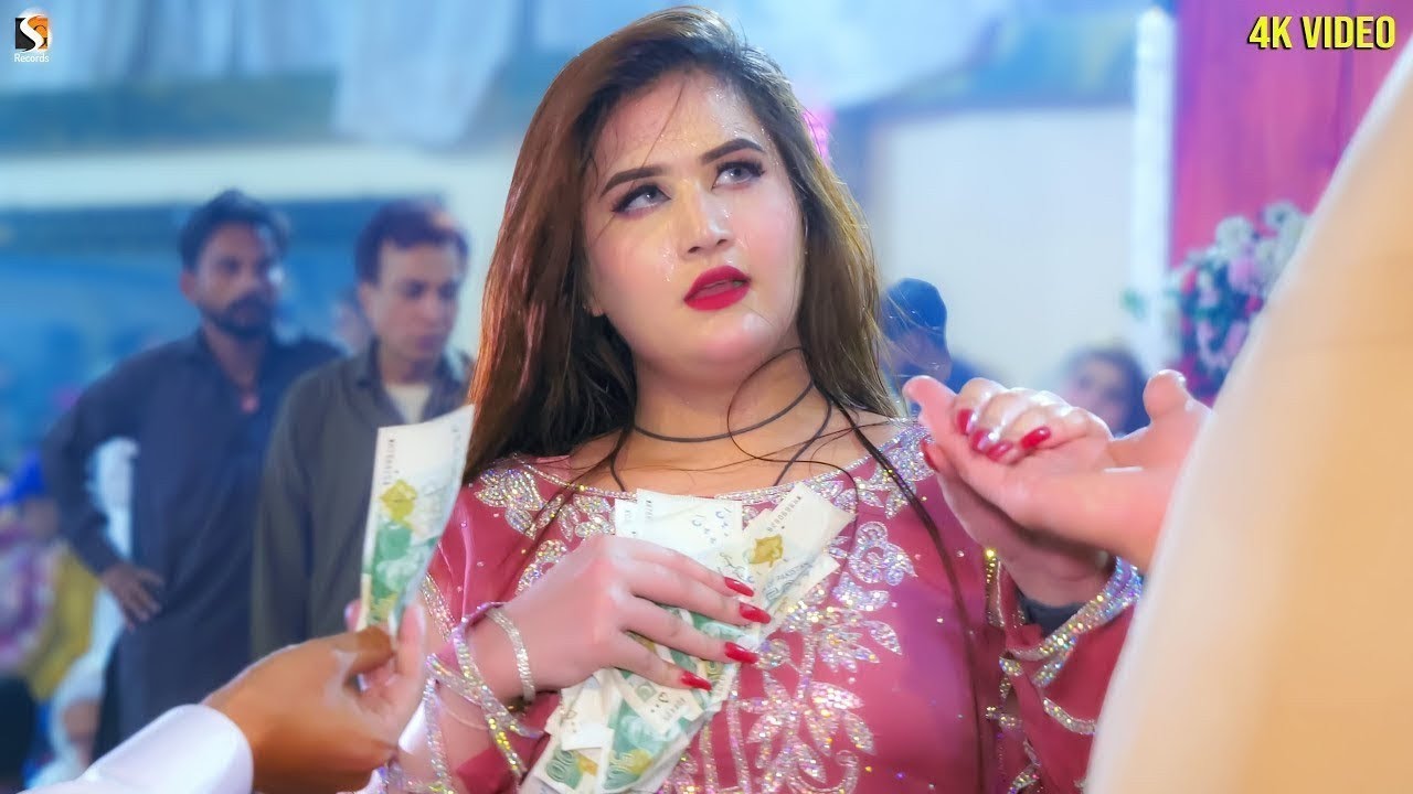 Bas Arya Hun Son Vi De, Neelam Butt Mujra Dance Performance, SGRecords ...