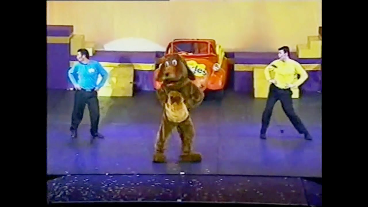 The Wiggles - We're Dancing With Wags the Dog (Live) - YouTube