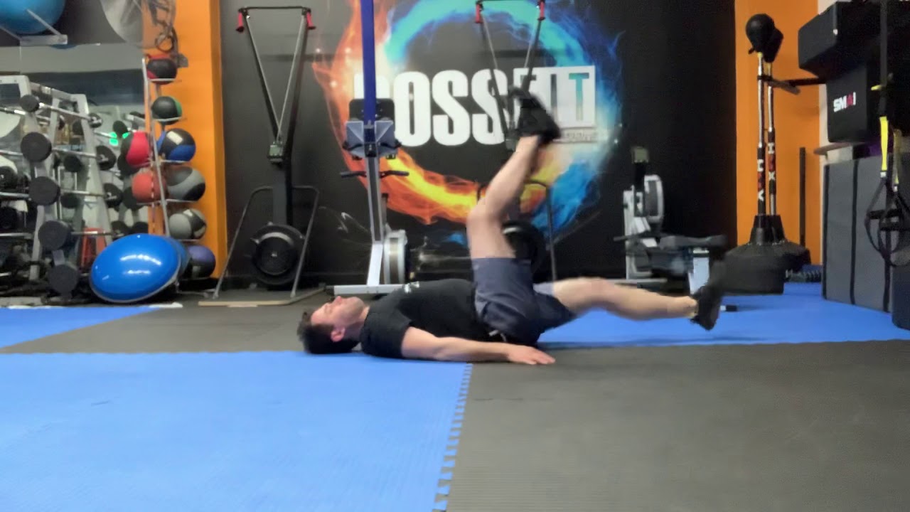 Lying Alternating Leg Raises - YouTube