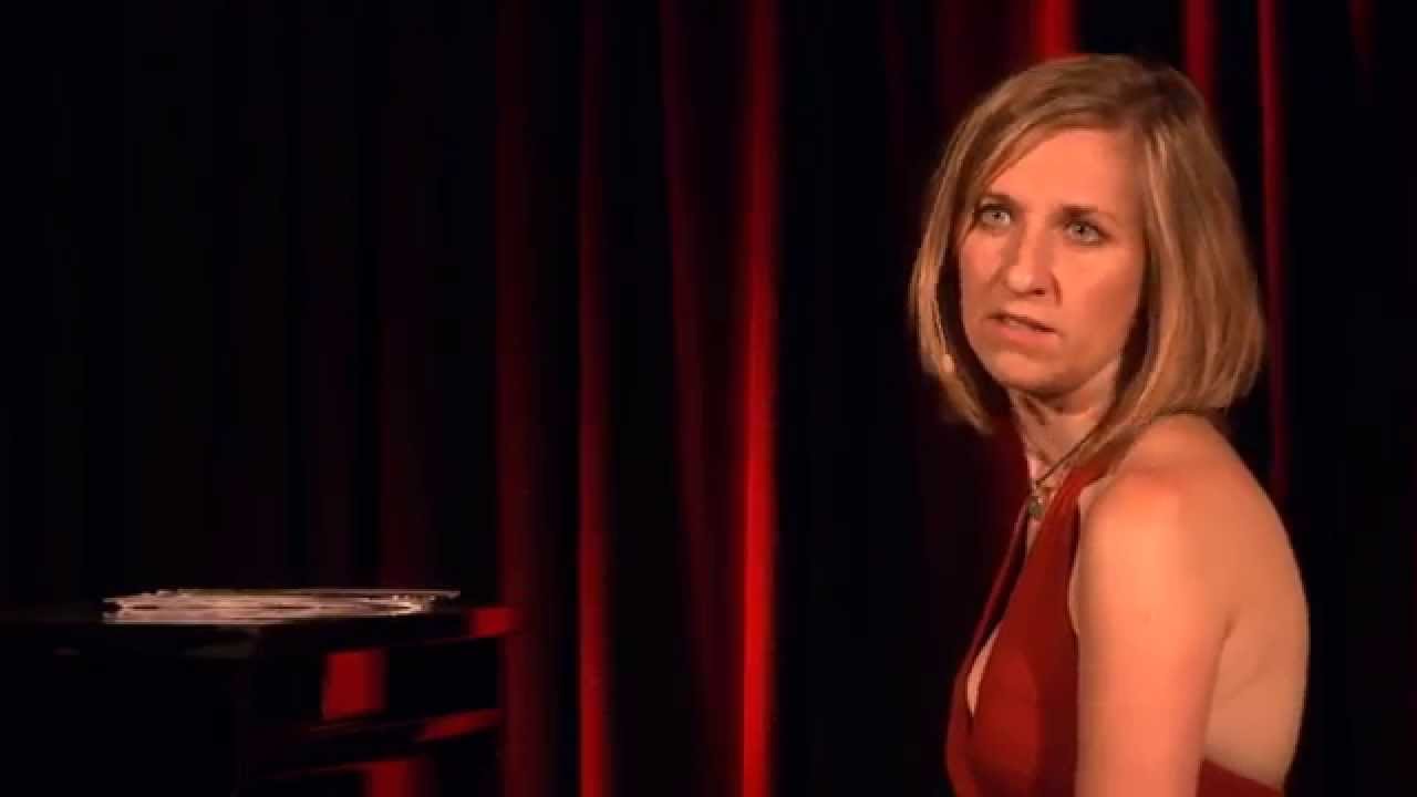 Sarah Hakenberg - Deine Neue - YouTube