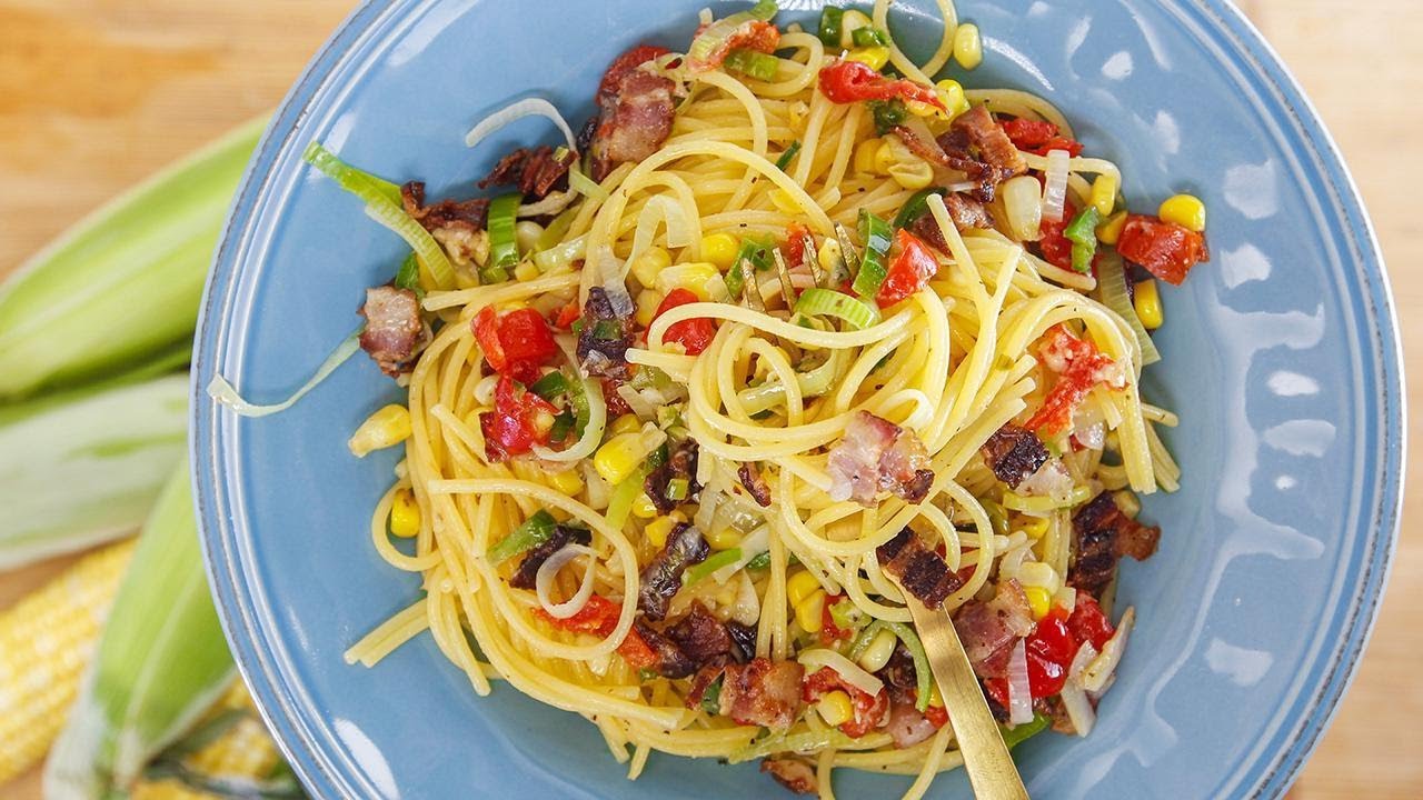 Rachael's Spaghetti with Bacon, Corn, Jalapenos and Peppadews - YouTube