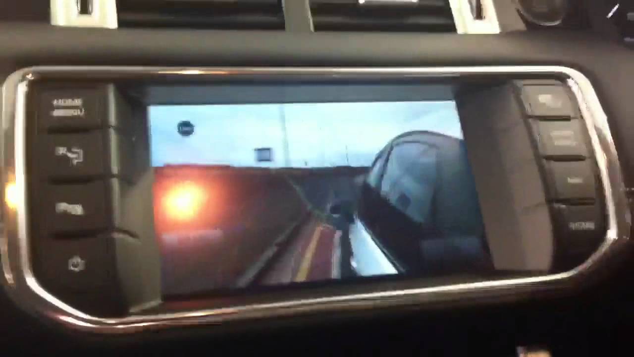 Range Rover Evoque dual screen - YouTube