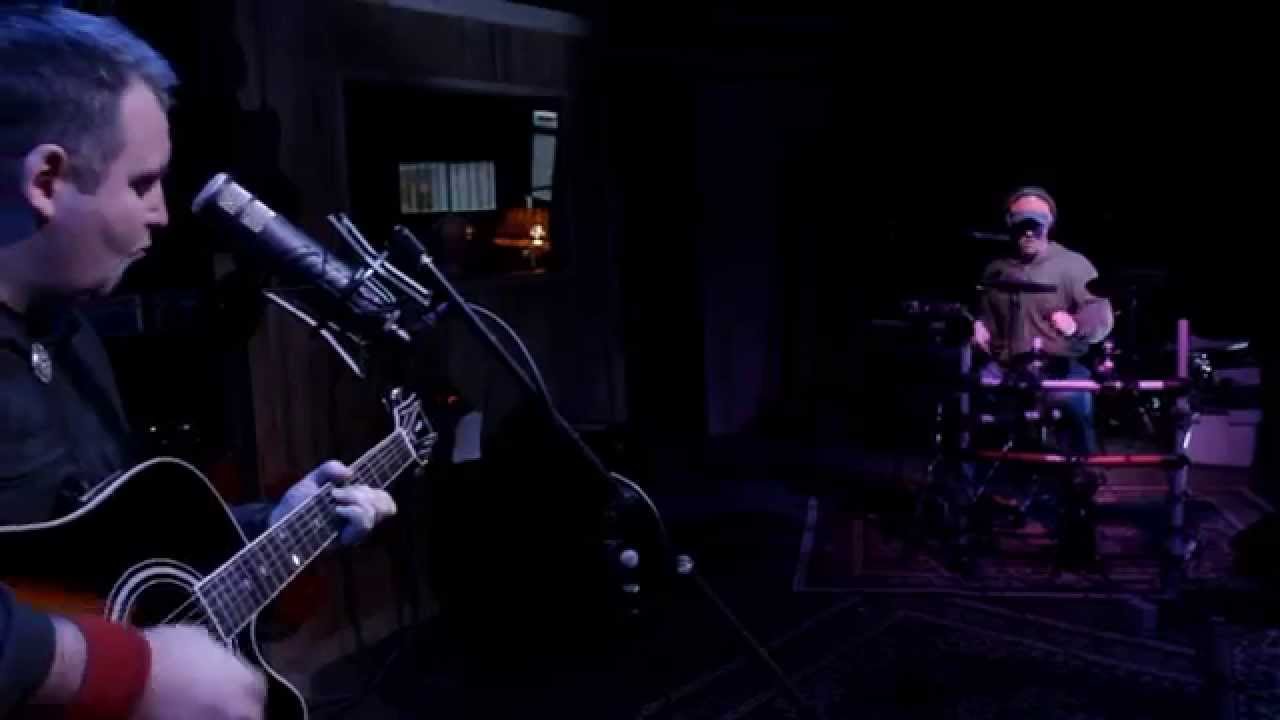 Damo O'Brien Live at Tractorgrease - YouTube