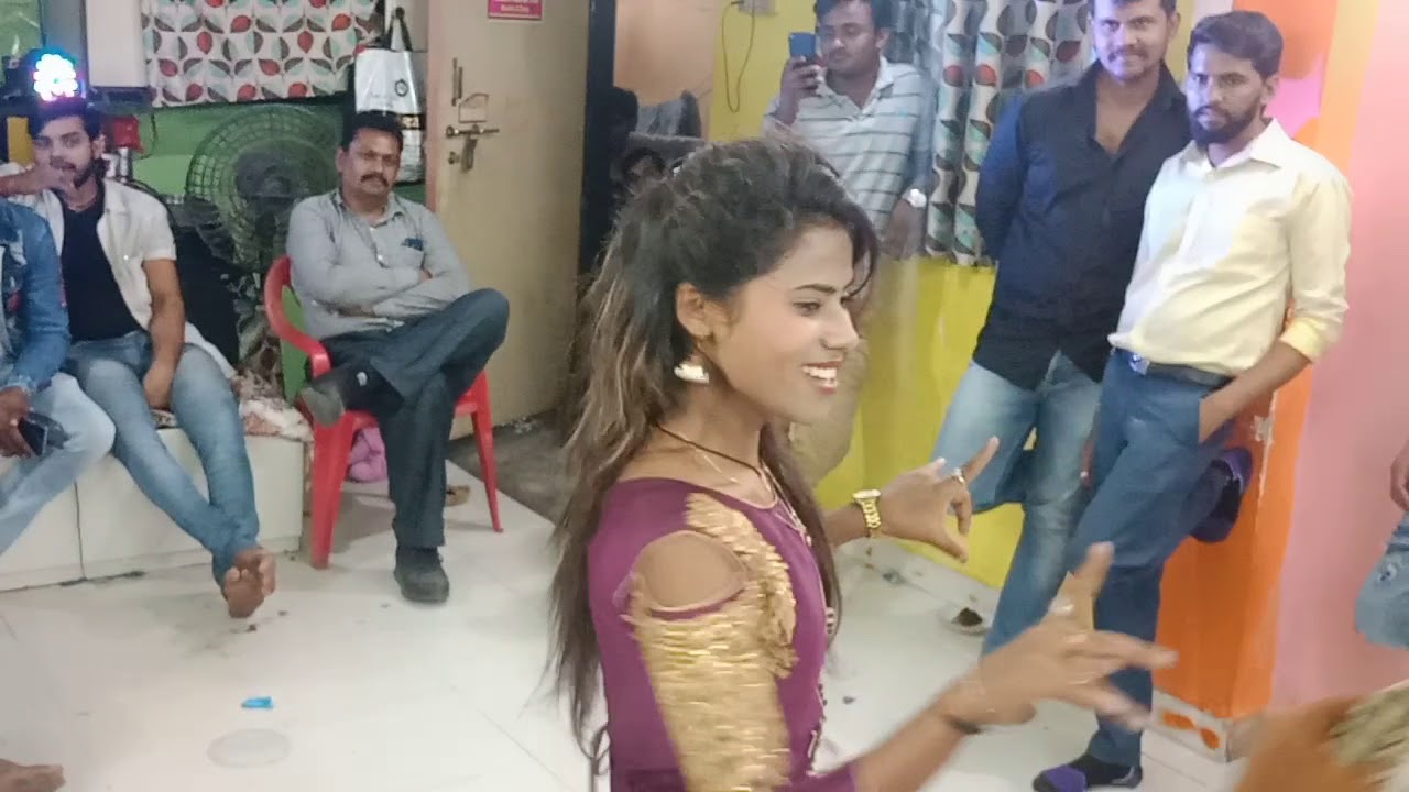 पागल बनैबे का रे पतरकी पागल बनैबे का kdc dance classes birthday celebration - YouTube