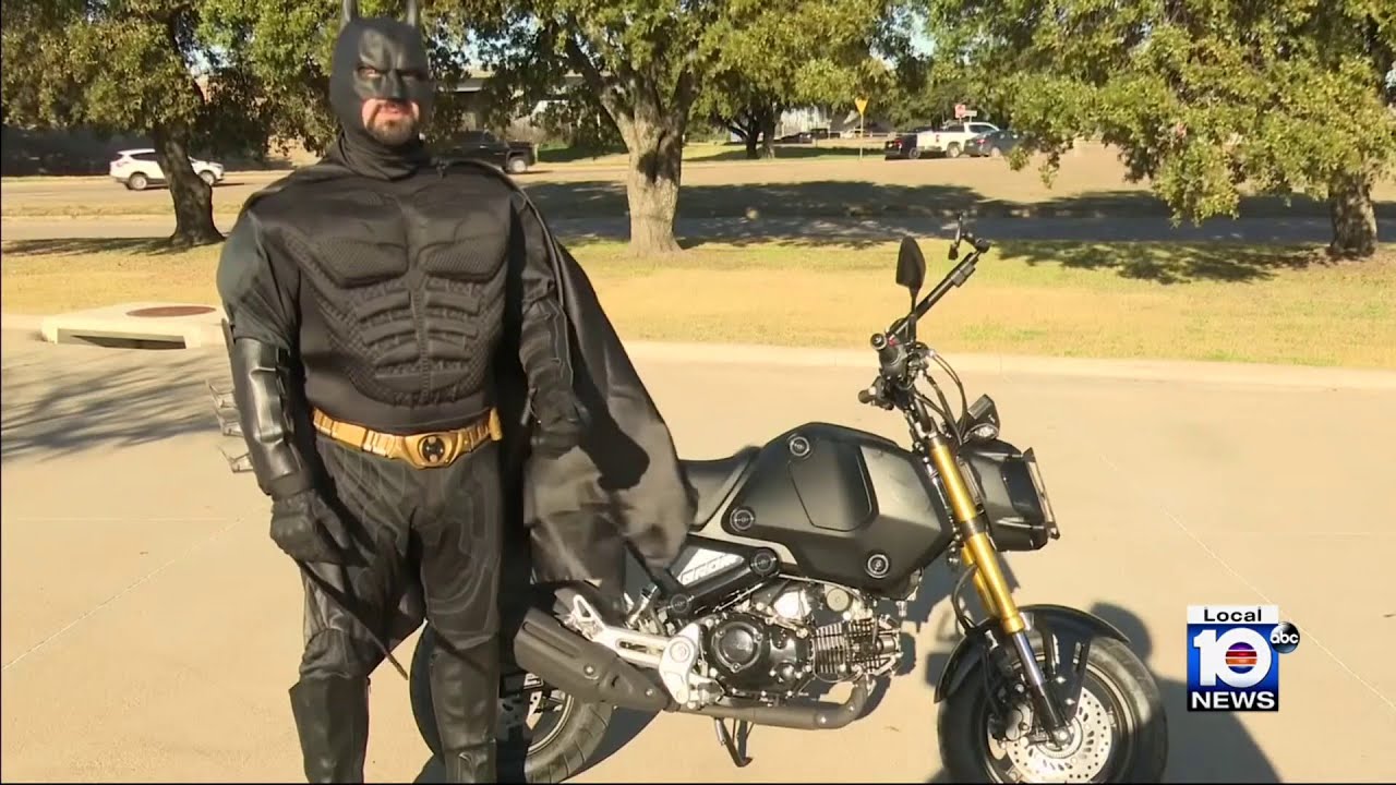 Batman helps deliver care packages to homeless people in Waco, Texas ...