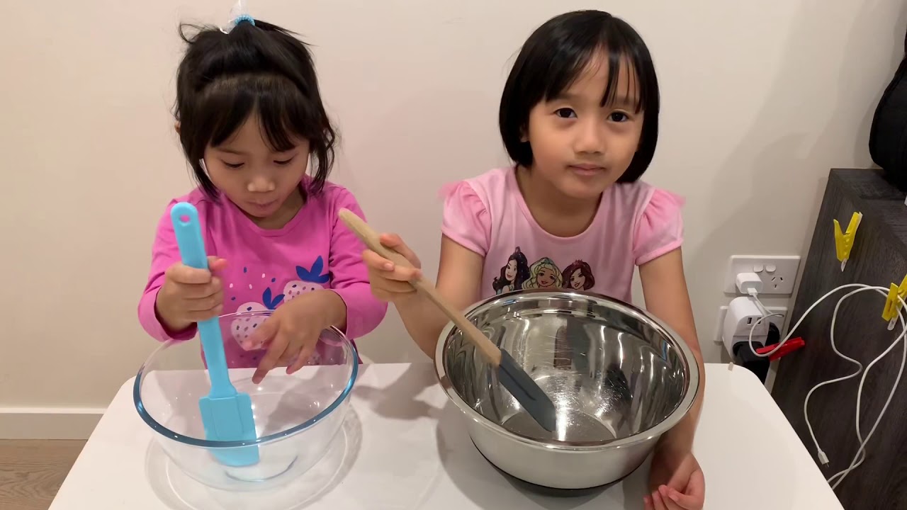 Baking Heathy Cookies with Aiya and Aya - YouTube