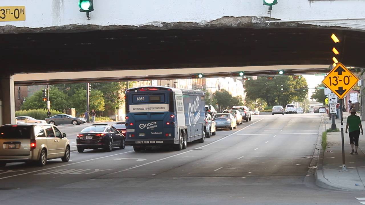 PACE Express MCI D4000CT6959 on the 850/851/855 to Plainfield - YouTube