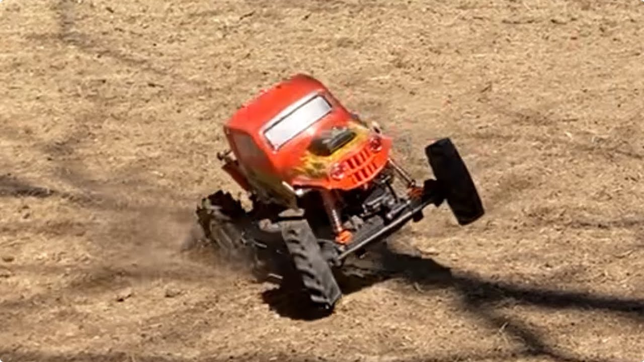 Losi LMT Bog Hog Freestyle Run #8 - YouTube