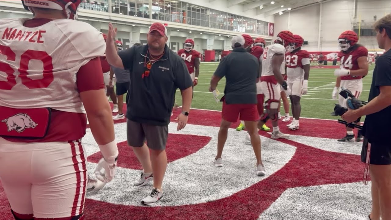 Arkansas Razorbacks Fall Camp, Practice 3 - YouTube