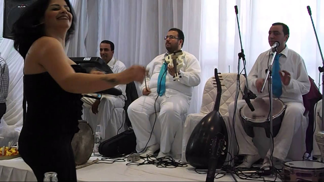 salle de fete amn watani avec la troupe mehrez soltan - YouTube